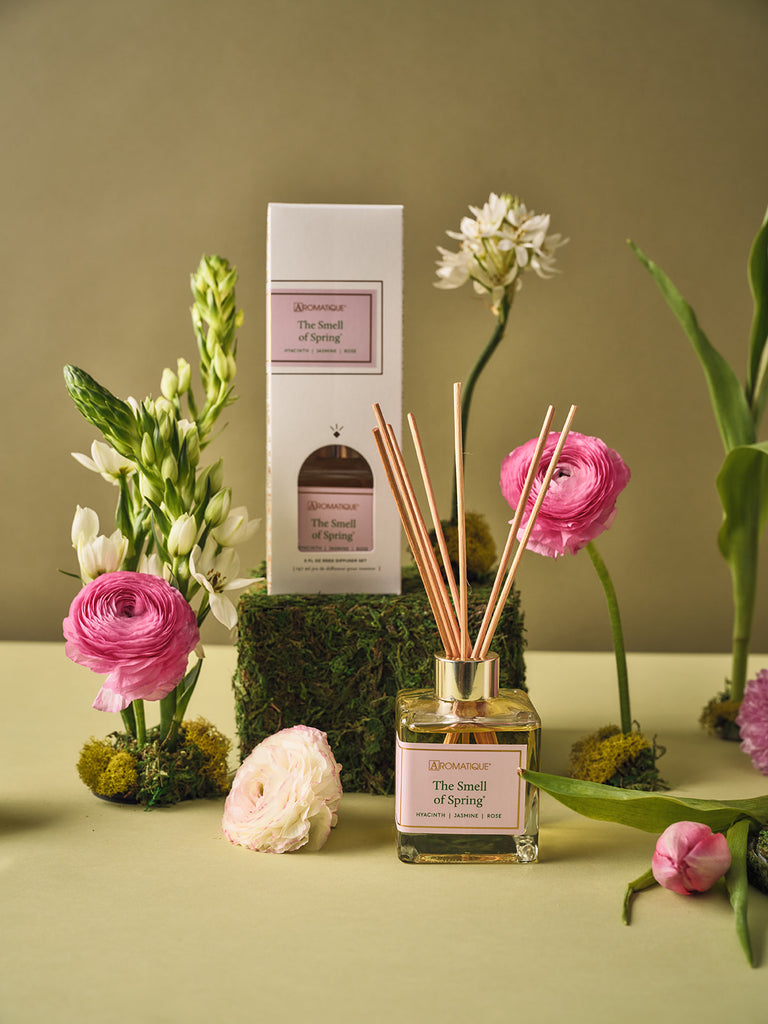 The Smell of Spring® - Reed Diffuser Set - 4 EA – Aromatique Wholesale
